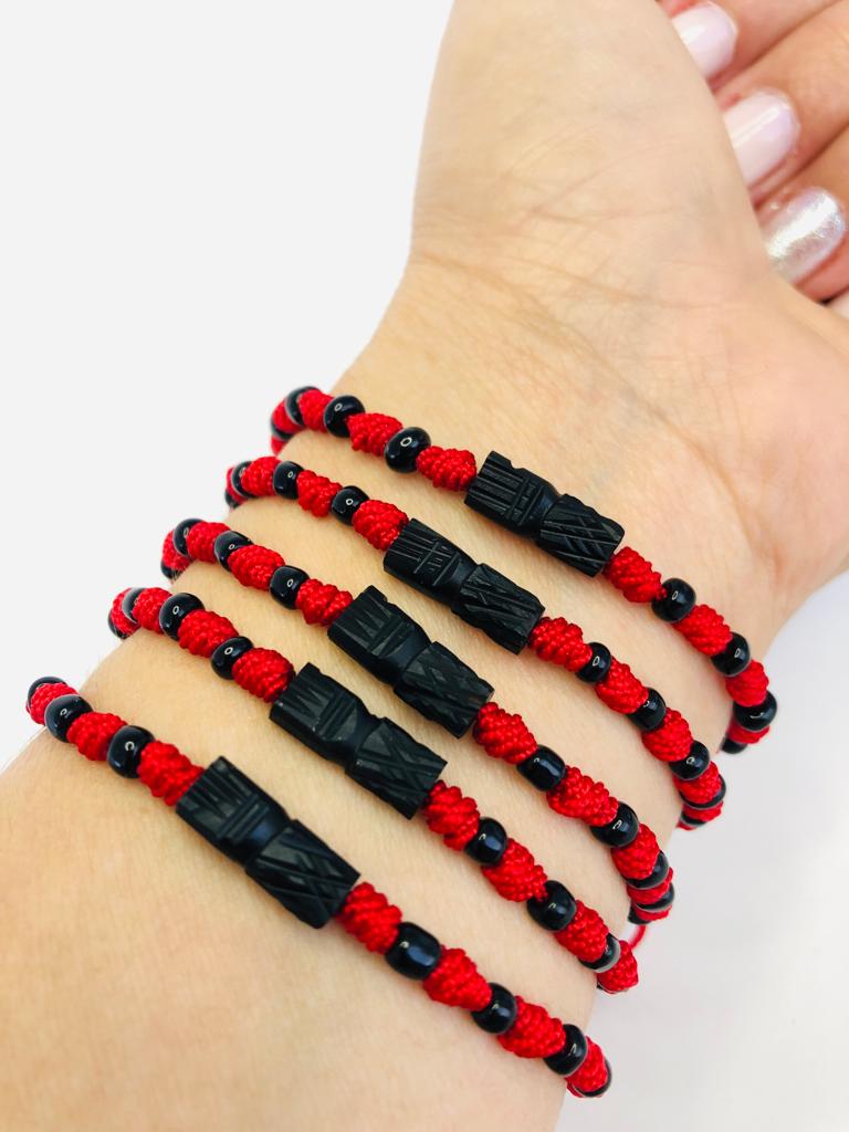 -12 Pulseras Azabache puño rectangular c/nudo franciscano- – HANDMADE ...